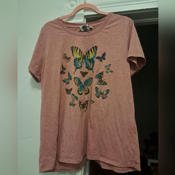 Joei & I | Tops | Joei I Butterfly Graphic Tee | Poshmark
